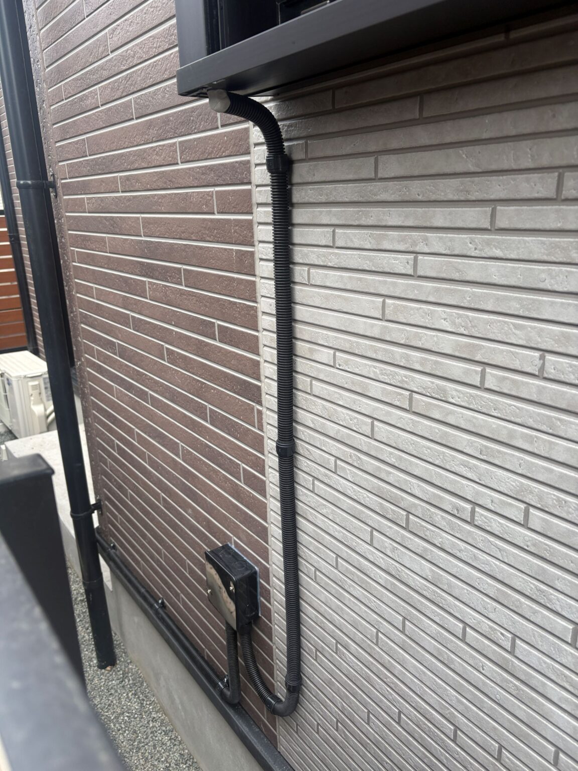 東京都府中市 M様邸 LIXIL手動シャッターをソムフィキットで電動化 – 日本ケイアンドアイ シャッター電動化 光通風雨戸